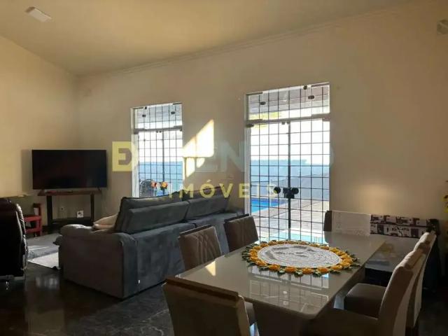 Casa / Sobrado para Venda em Araçatuba/SP Jardim Sumaré 5 Quartos