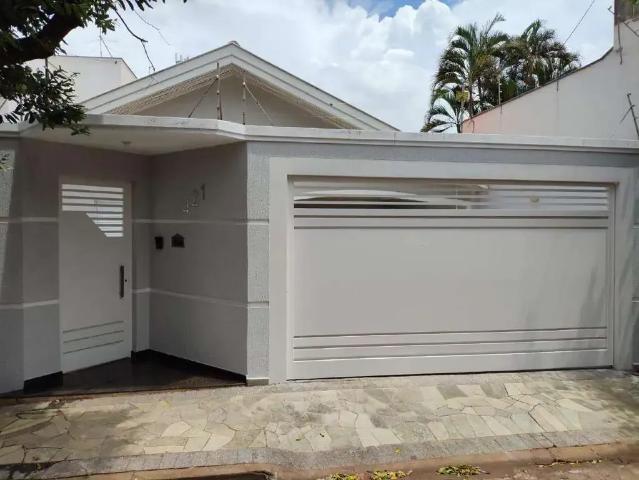 Casa / Sobrado para Venda em Araçatuba/SP Monte Carlo 3 Quartos