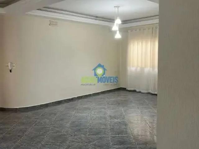 Casa / Sobrado para Venda em Araçatuba/SP Monte Carlo 3 Quartos