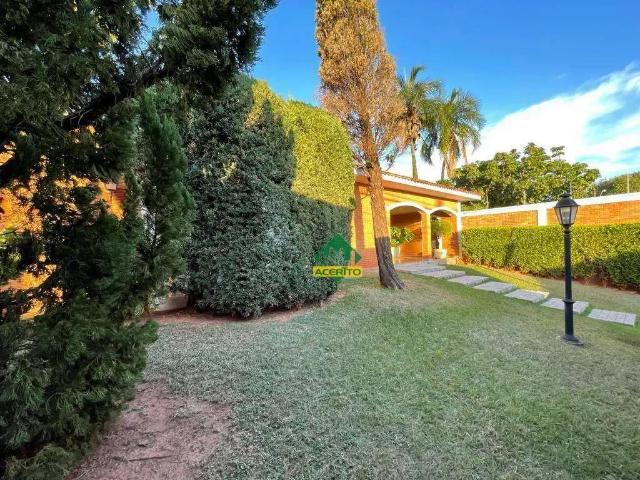 Casa / Sobrado para Venda em Araçatuba/SP Morumbi 4 Quartos