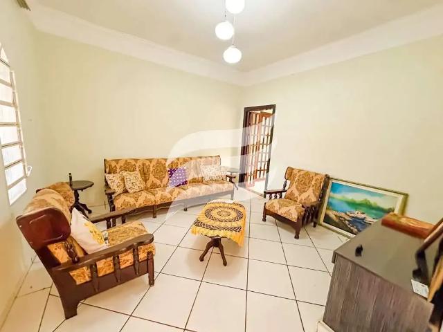 Casa / Sobrado para Venda em Araçatuba/SP Novo Paraíso 3 Quartos