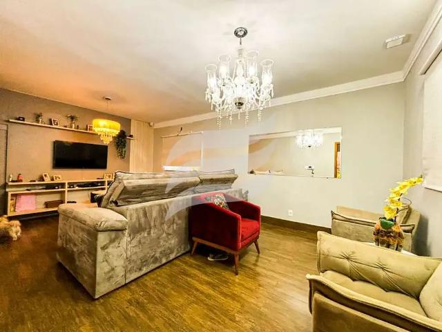Casa / Sobrado para Venda em Araçatuba/SP Planalto 4 Quartos
