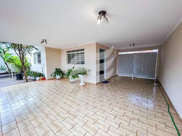 Casa / Sobrado para Venda em Araçatuba/SP Planalto 3 Quartos