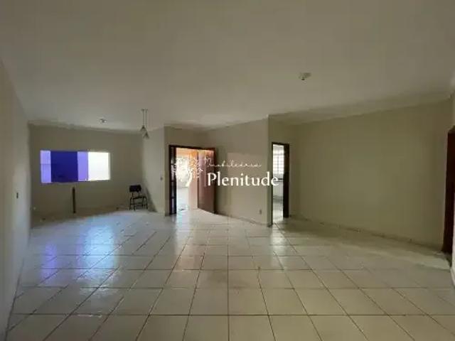 Casa / Sobrado para Venda em Araçatuba/SP Planalto 3 Quartos