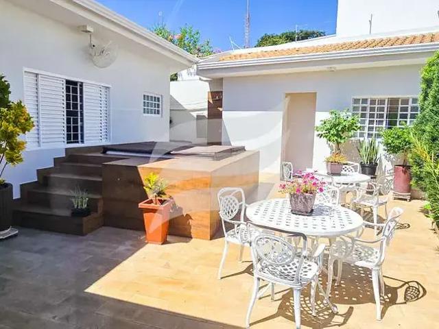 Casa / Sobrado para Venda em Araçatuba/SP Planalto 3 Quartos
