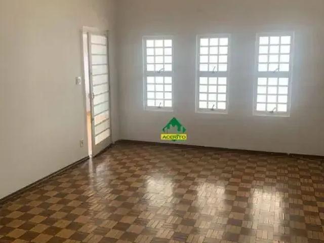 Casa / Sobrado para Venda em Araçatuba/SP Planalto 3 Quartos
