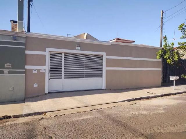 Casa / Sobrado para Venda em Araçatuba/SP Presidente 3 Quartos