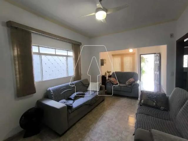 Casa / Sobrado para Venda em Araçatuba/SP Presidente 3 Quartos