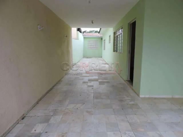 Casa / Sobrado para Venda em Araçatuba/SP São João 3 Quartos