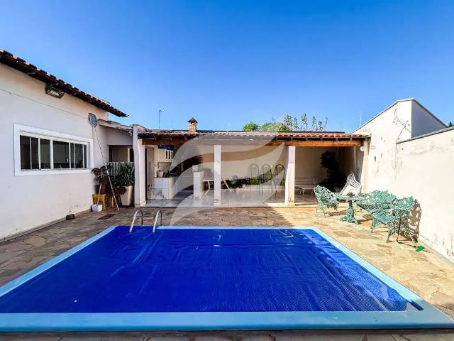 Casa / Sobrado para Venda em Araçatuba/SP São Vicente 3 Quartos