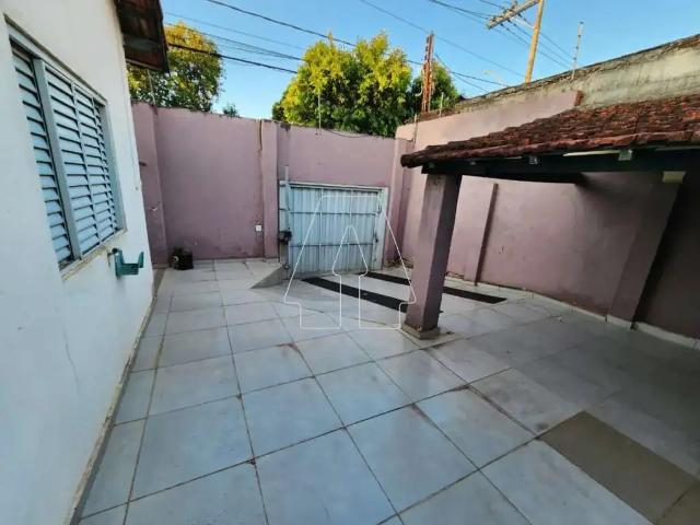 Casa / Sobrado para Venda em Araçatuba/SP Santana 3 Quartos