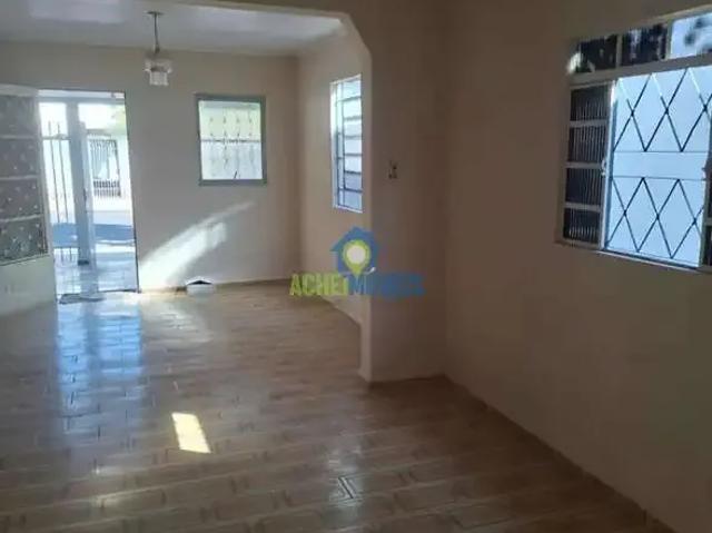 Casa / Sobrado para Venda em Araçatuba/SP Santana 3 Quartos