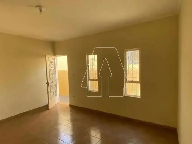 Casa / Sobrado para Venda em Araçatuba/SP Santana 6 Quartos