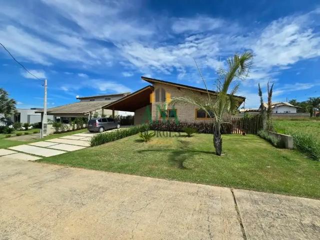 Casa / Sobrado para Venda em Araçoiaba da Serra/SP Campo do Meio 3 Quartos