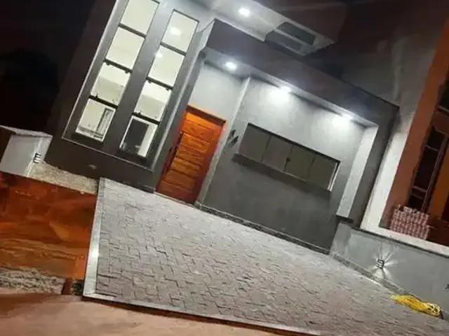 Casa / Sobrado para Venda em Araçoiaba da Serra/SP Centro 3 Quartos
