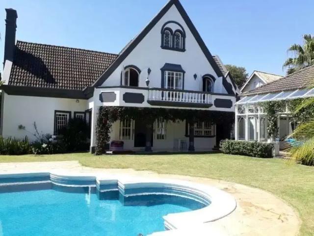 Casa / Sobrado para Venda em Araçoiaba da Serra/SP Lago Azul 6 Quartos