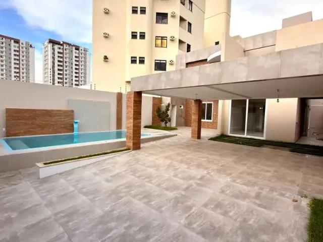 Casa / Sobrado para Venda em Aracaju/SE Atalaia 4 Quartos