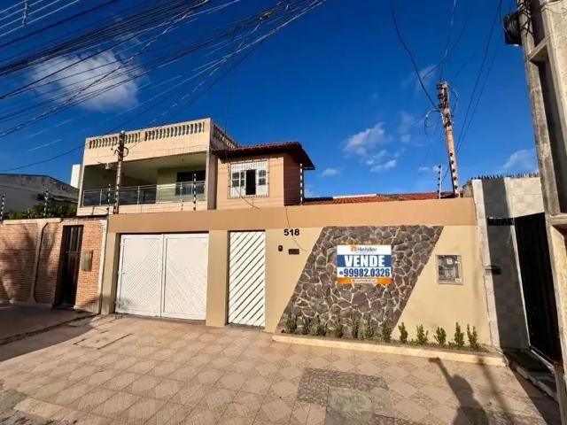 Casa / Sobrado para Venda em Aracaju/SE Atalaia 5 Quartos