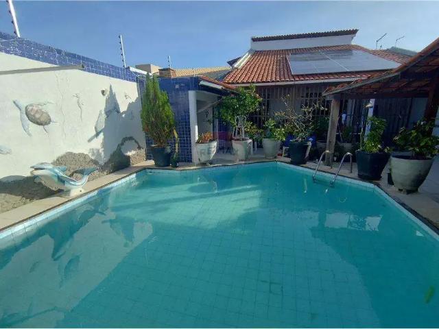 Casa / Sobrado para Venda em Aracaju/SE Atalaia 5 Quartos