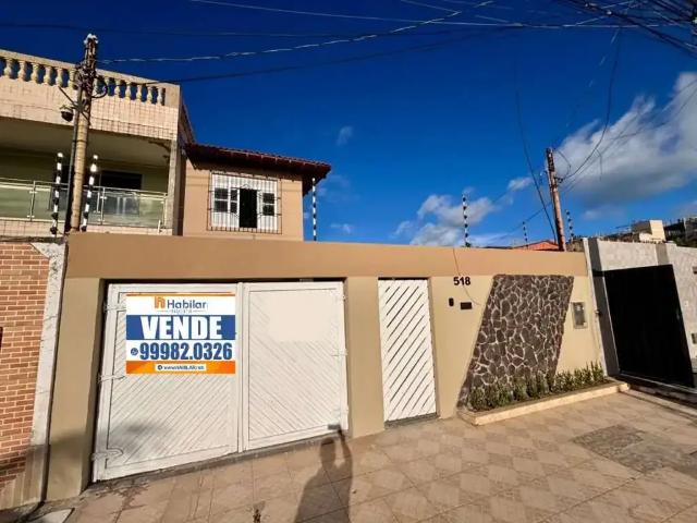Casa / Sobrado para Venda em Aracaju/SE Atalaia 5 Quartos