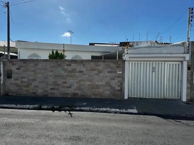 Casa / Sobrado para Venda em Aracaju/SE Grageru 5 Quartos