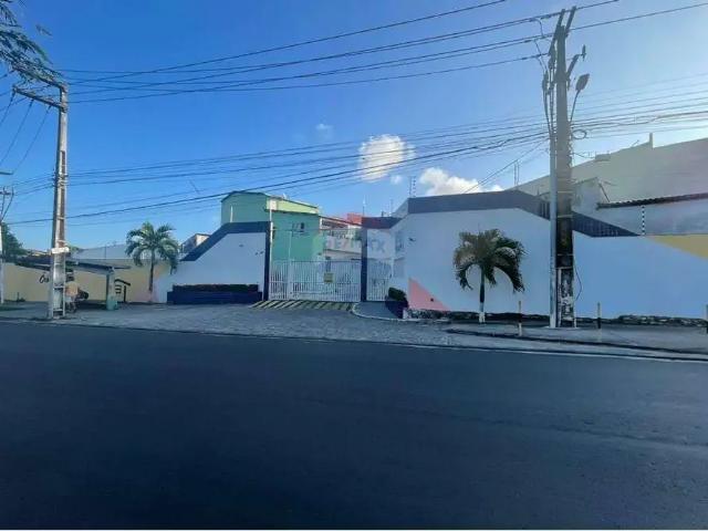 Casa / Sobrado para Venda em Aracaju/SE Dezoito do Forte 3 Quartos