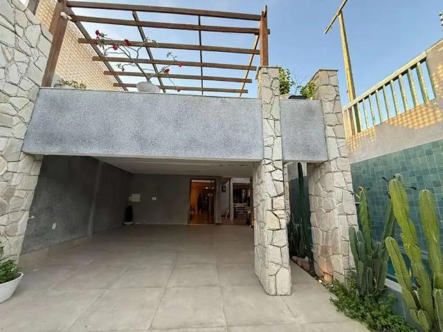 Casa / Sobrado para Venda em Aracaju/SE Farolândia 4 Quartos