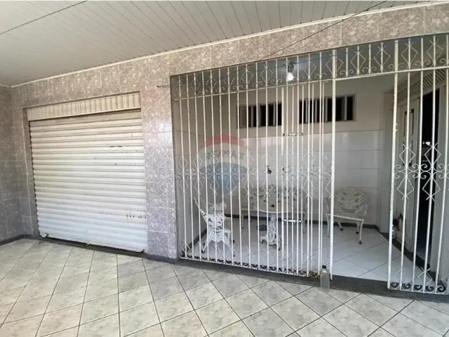 Casa / Sobrado para Venda em Aracaju/SE Farolândia 3 Quartos