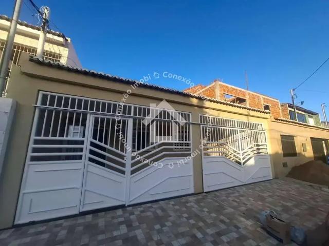Casa / Sobrado para Venda em Aracaju/SE Farolândia 3 Quartos