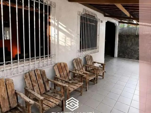 Casa / Sobrado para Venda em Aracaju/SE Farolândia 3 Quartos