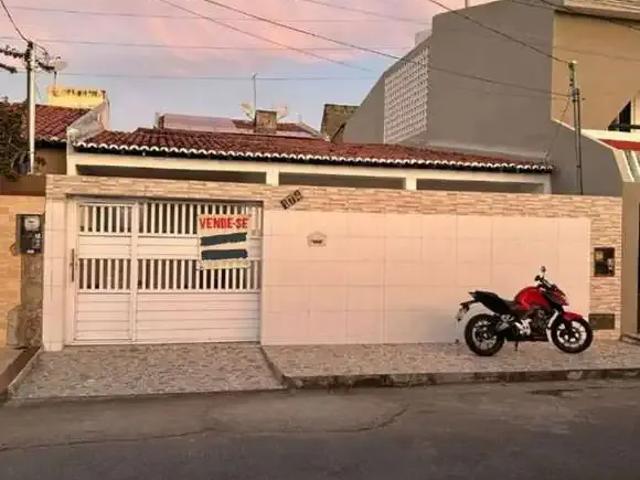 Casa / Sobrado para Venda em Aracaju/SE José Conrado de Araújo 3 Quartos