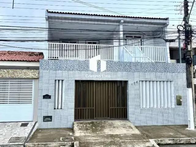Casa / Sobrado para Venda em Aracaju/SE Jabotiana 4 Quartos
