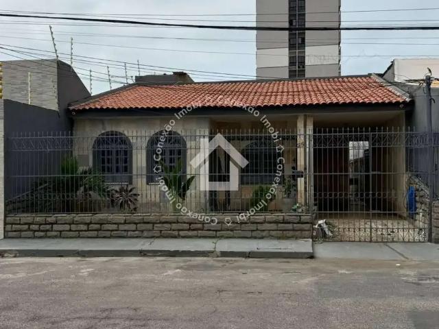 Casa / Sobrado para Venda em Aracaju/SE Luzia 4 Quartos
