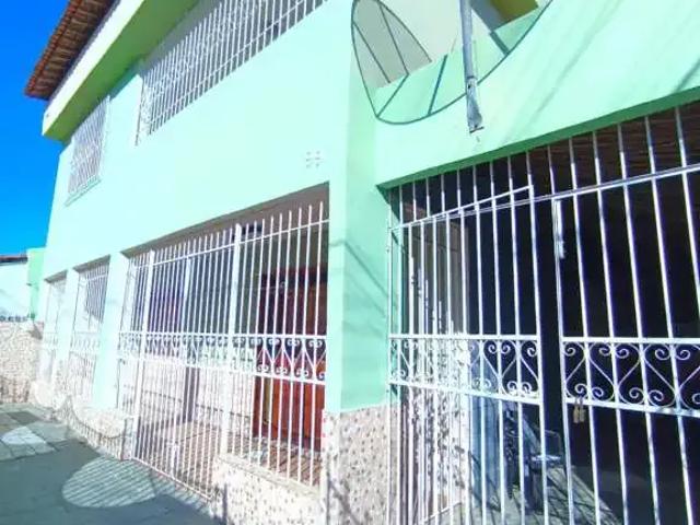 Casa / Sobrado para Venda em Aracaju/SE Luzia 4 Quartos