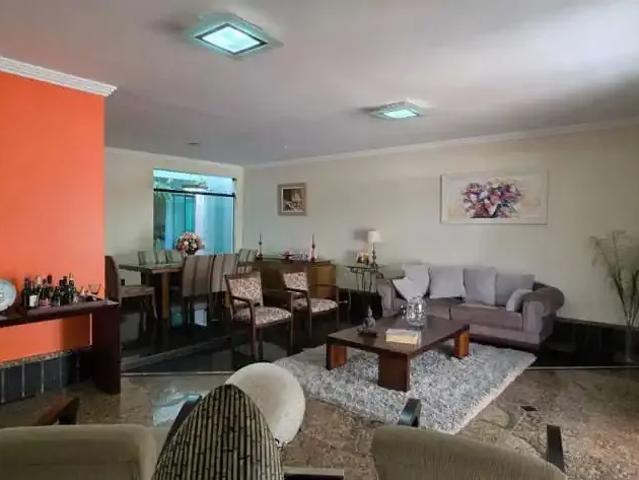 Casa / Sobrado para Venda em Aracaju/SE Luzia 6 Quartos