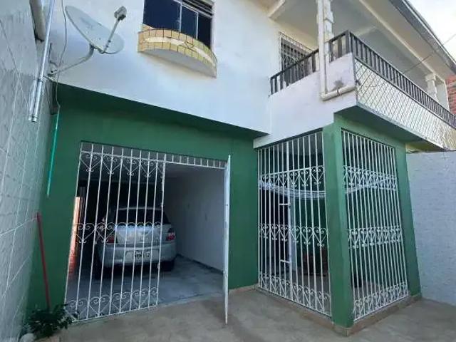 Casa / Sobrado para Venda em Aracaju/SE Marivan 5 Quartos