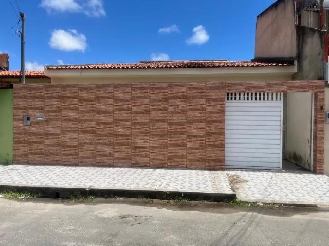 Casa / Sobrado para Venda em Aracaju/SE São Conrado 3 Quartos