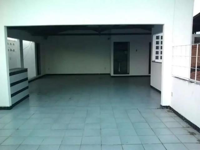 Casa / Sobrado para Venda em Aracaju/SE São Conrado 4 Quartos