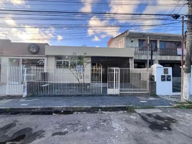 Casa / Sobrado para Venda em Aracaju/SE São José 5 Quartos