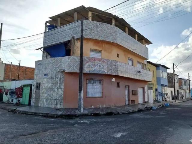 Casa / Sobrado para Venda em Aracaju/SE Santa Maria 3 Quartos