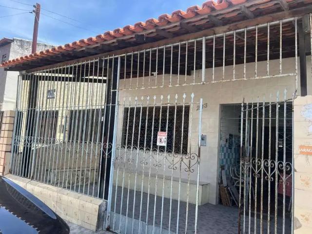 Casa / Sobrado para Venda em Aracaju/SE Siqueira Campos 2 Quartos