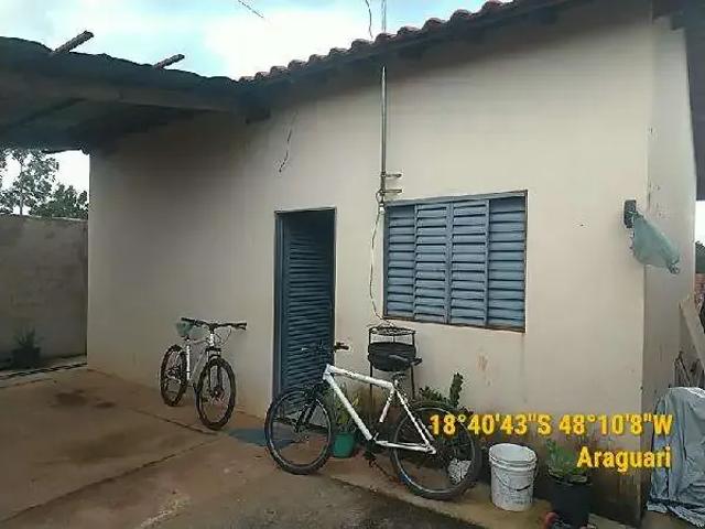 Casa / Sobrado para Venda em Araguari/MG Novo Horizonte 2 Quartos