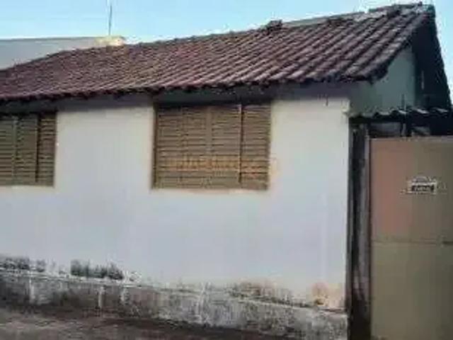 Casa / Sobrado para Venda em Araguari/MG Bosque