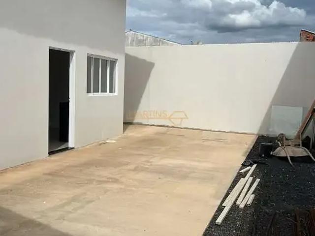 Casa / Sobrado para Venda em Araguari/MG Bosque 3 Quartos