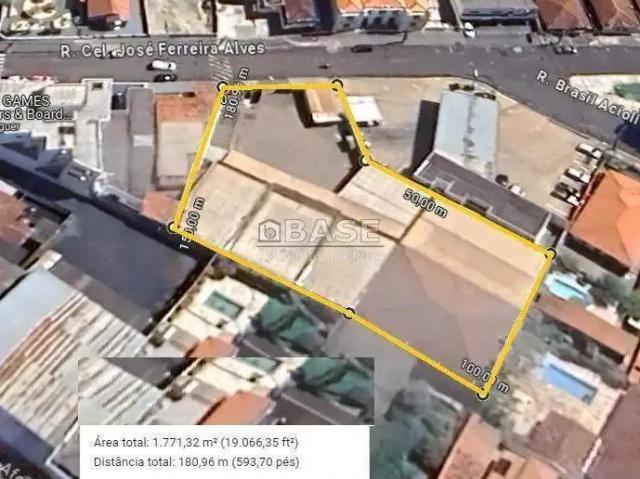 Casa / Sobrado para Venda em Araguari/MG Centro