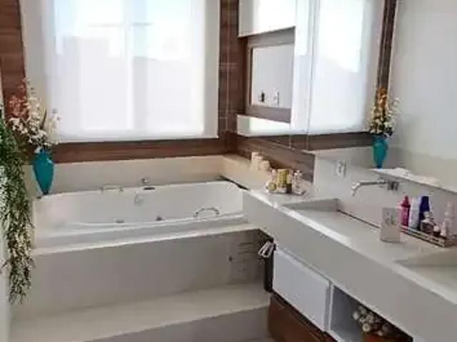 Casa / Sobrado para Venda em Araguari/MG Centro 2 Quartos