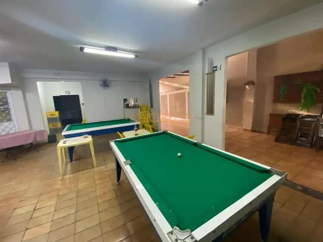 Casa / Sobrado para Venda em Araguari/MG Centro 3 Quartos
