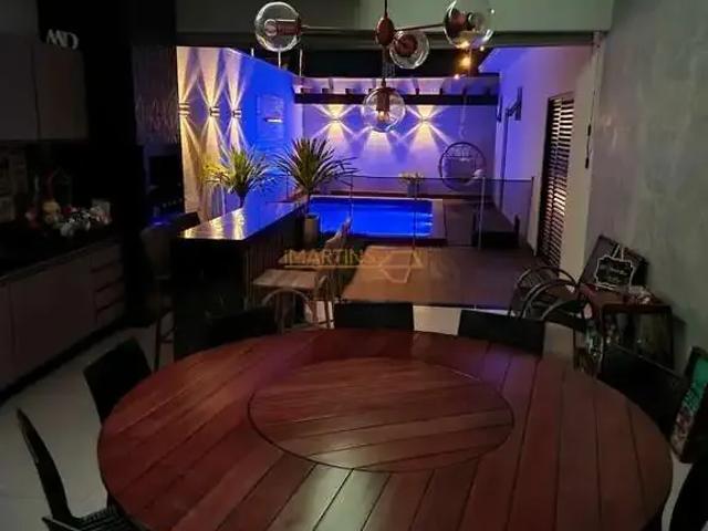 Casa / Sobrado para Venda em Araguari/MG Conjunto Ouro Verde 3 Quartos
