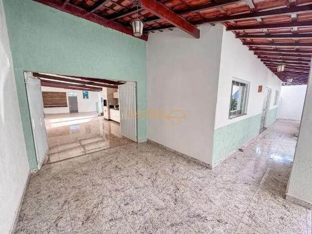 Casa / Sobrado para Venda em Araguari/MG Gutierrez 3 Quartos