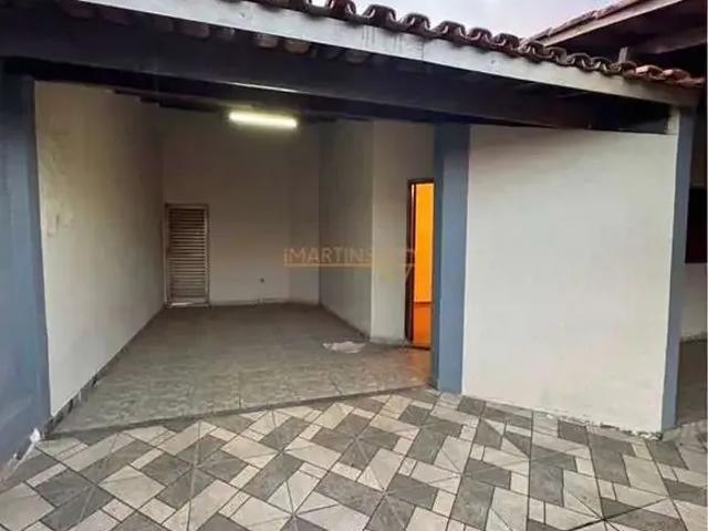 Casa / Sobrado para Venda em Araguari/MG Goiás 3 Quartos